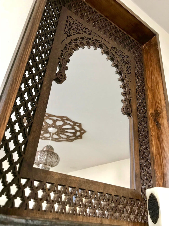 Luxurious Handcrafted Arabesque Moroccan Mirror | 62.5x42.5cm Boho Fur - MoroDeco